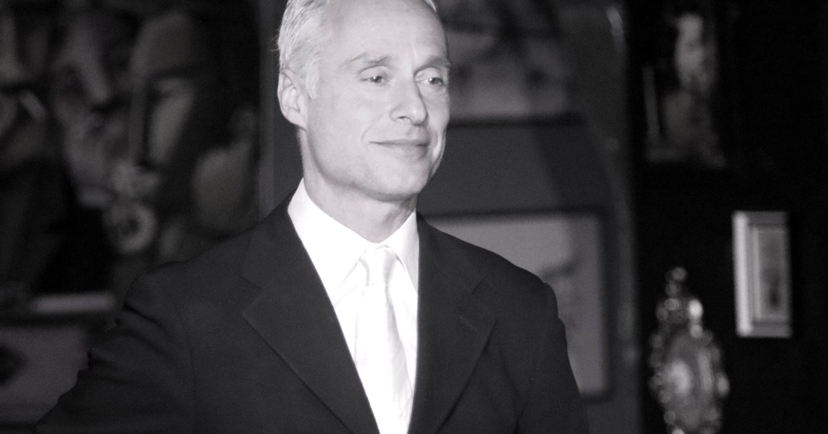 33 χρόνια πριν: Όταν ο Αντώνης Φραγκάκης πόζαρε με την Μόνικα Μπελούτσι ...