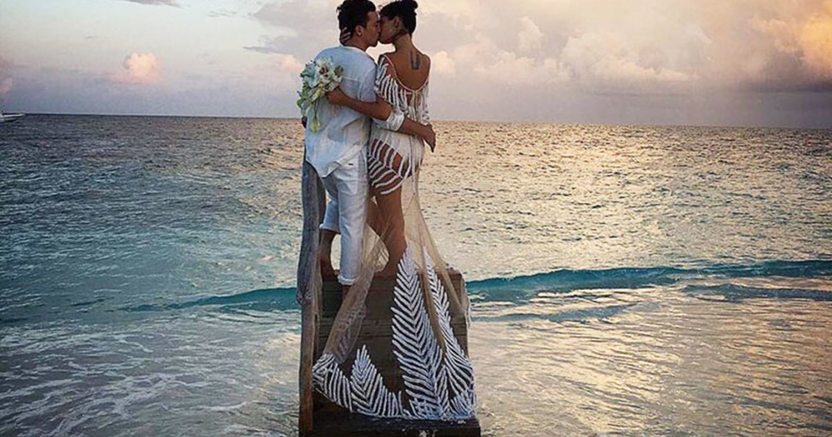 Το ασύλληπτο νυφικό που φόρεσε μοντέλο της Victoria's Secret στο γάμο του