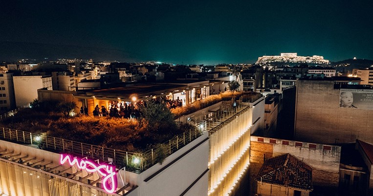 Moxy Athens City: To πιο cool ξενοδοχείο της πόλης γίνεται ο καμβάς για ...