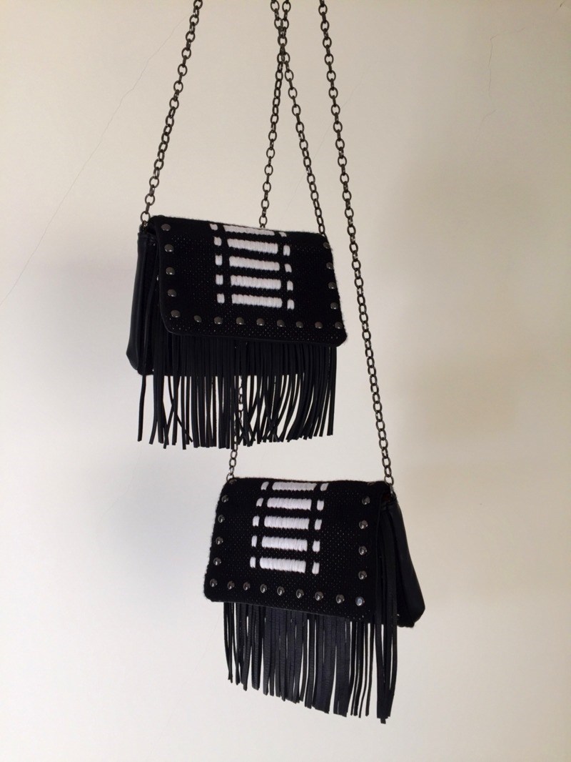 Tagari: Οι ελληνικές τσάντες που φτιάχνονται στον αργαλειό